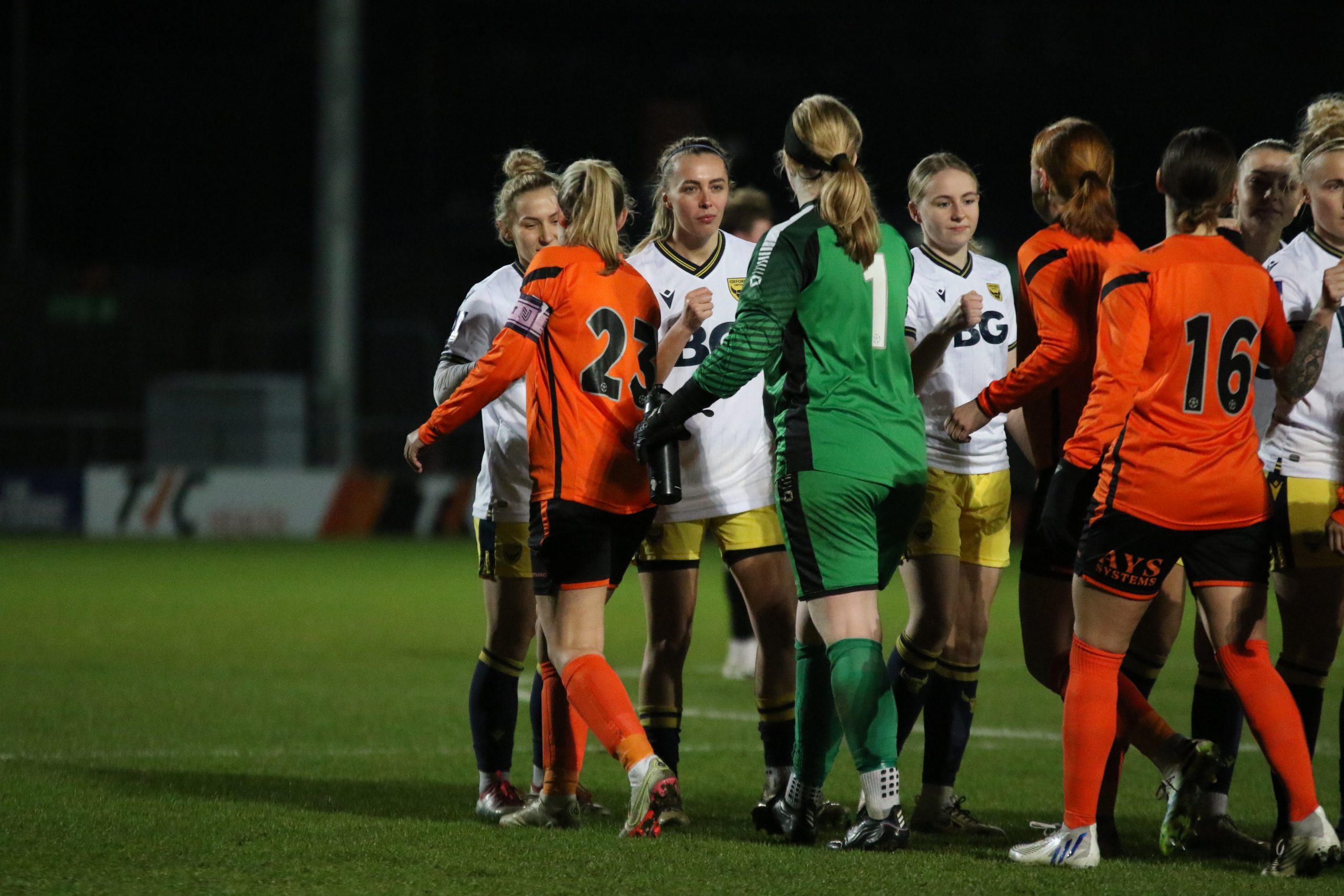 London Bees v Billericay Town | Stadium Change - London BEES