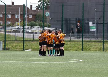 London BEES – London BEES Football TEAM