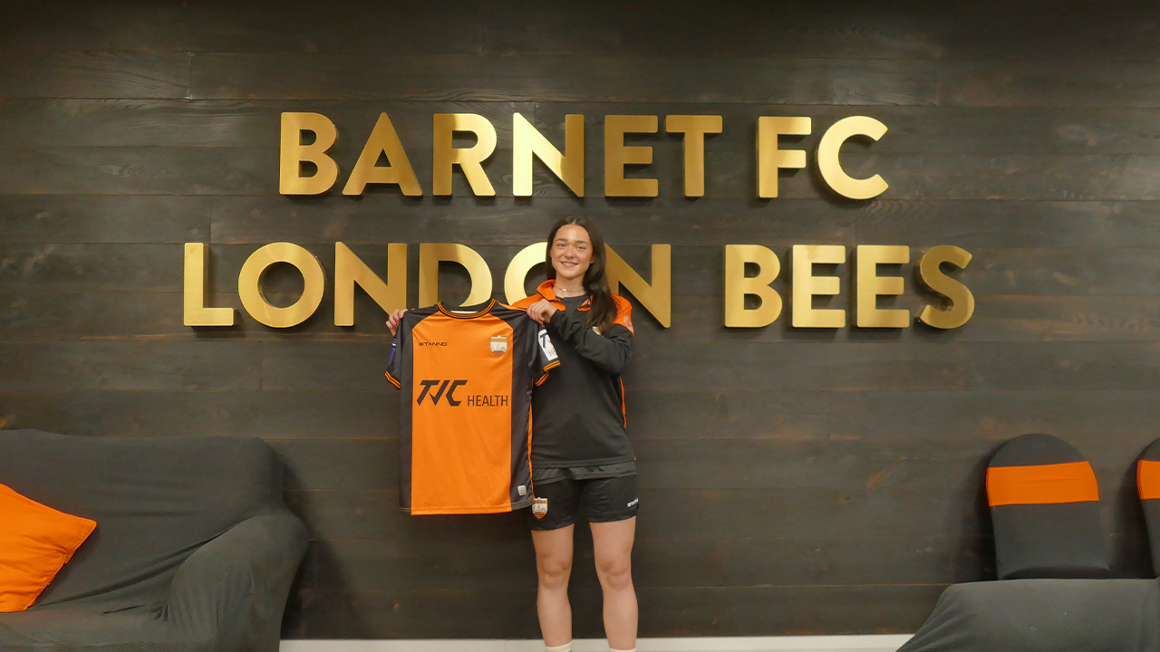 LILY WHITELOCK RETURNS TO THE BEES ON LOAN - London BEES